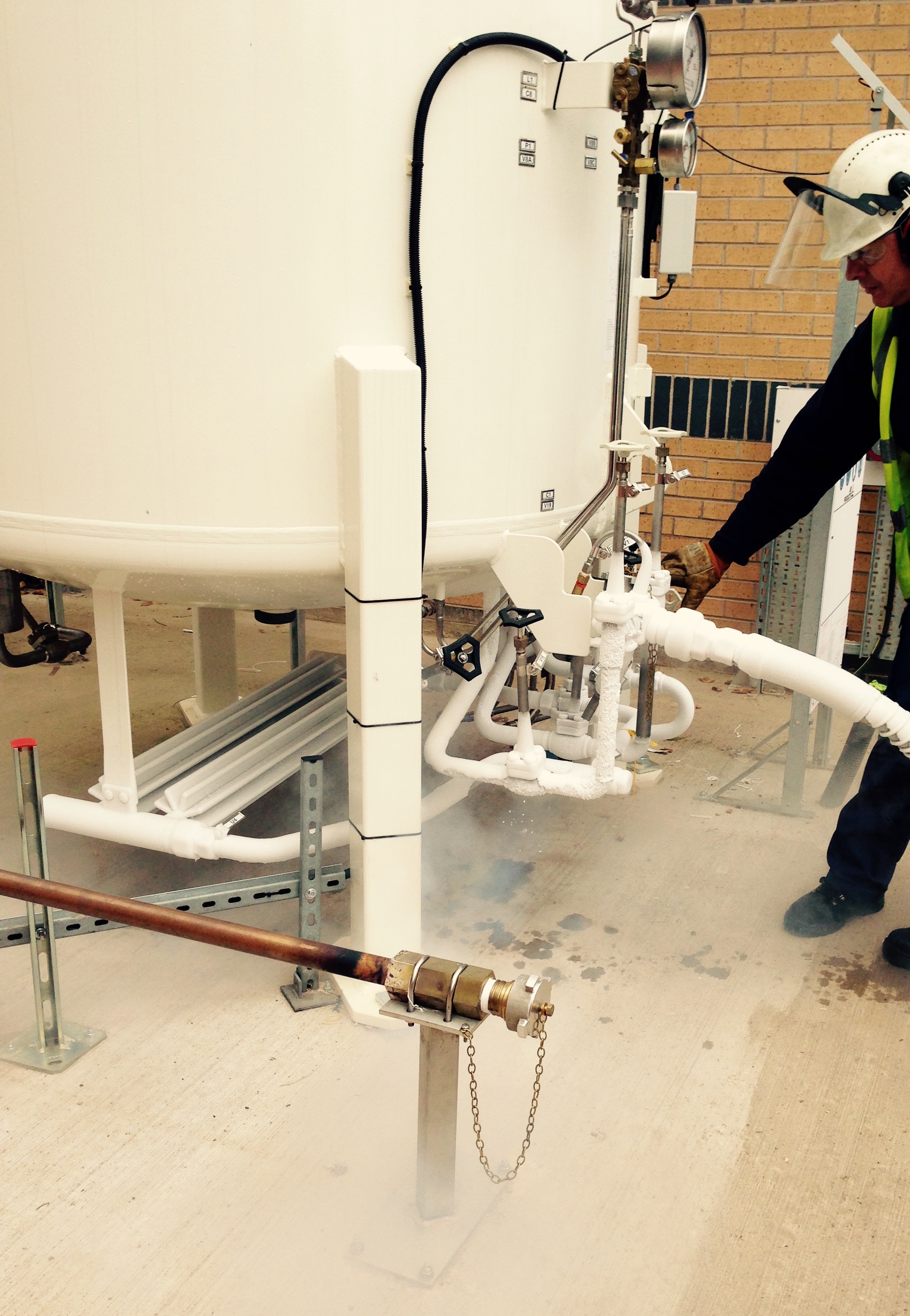 Installation of Spectrometer - The University of Nottingham